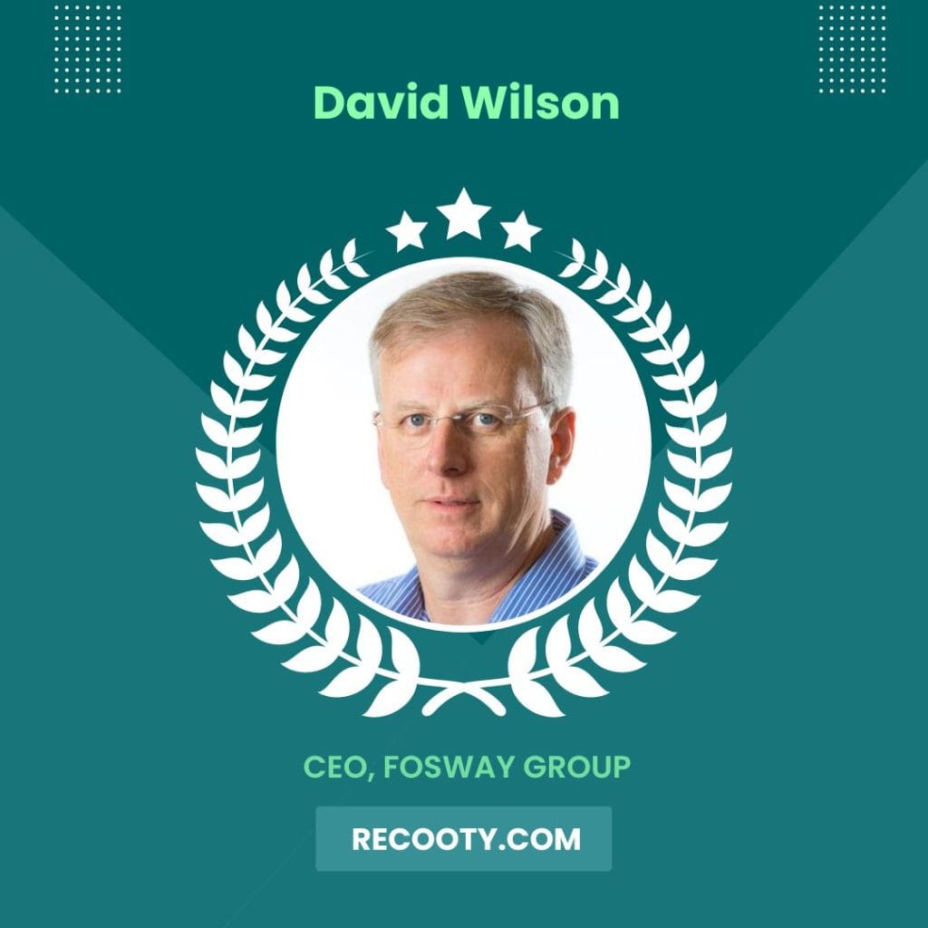 Top 20 HR Thought Leaders to Follow on LinkedIn - Recooty